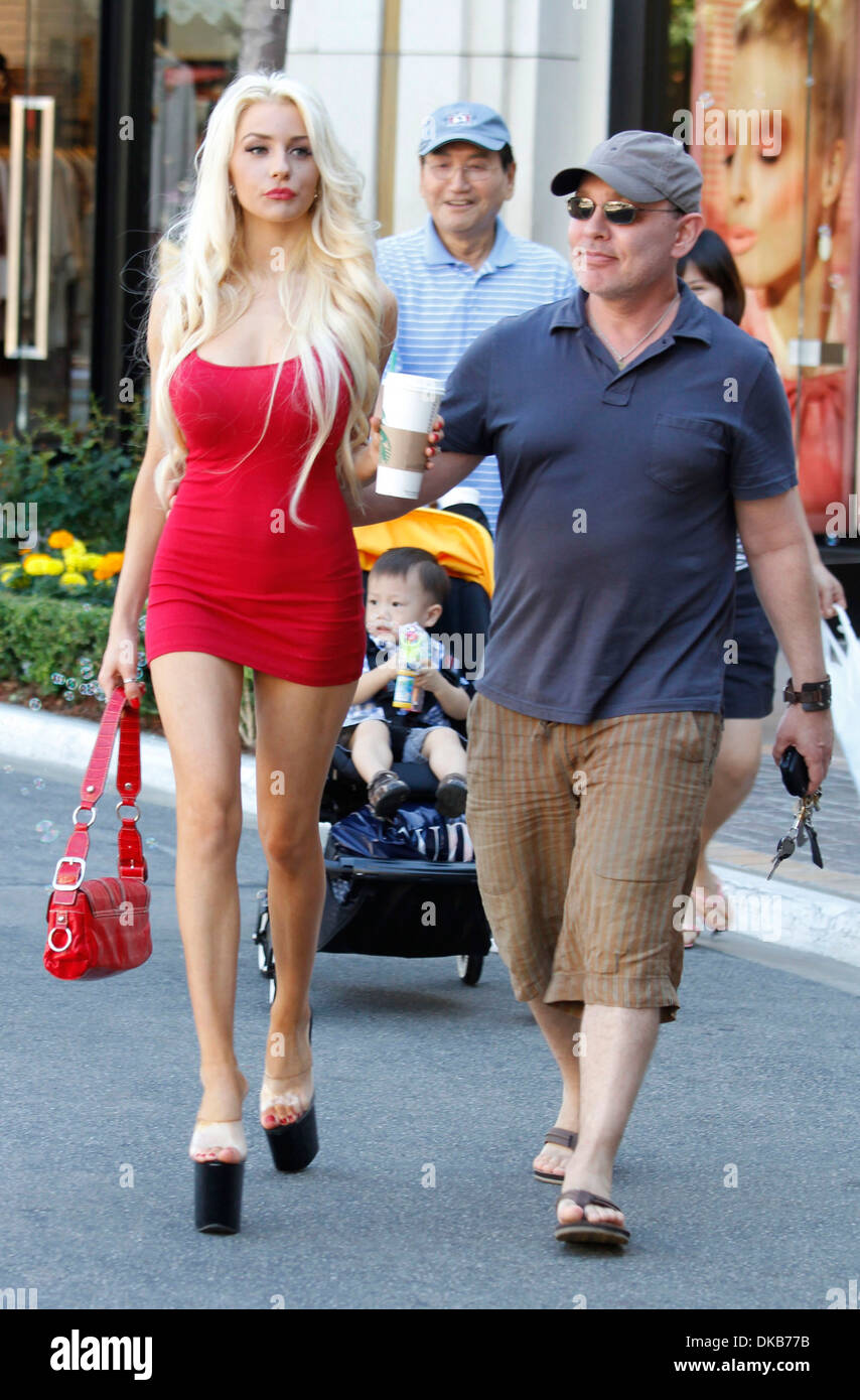 Courtney Stodden and Doug Hutchison walking through Grove Hollywood ...