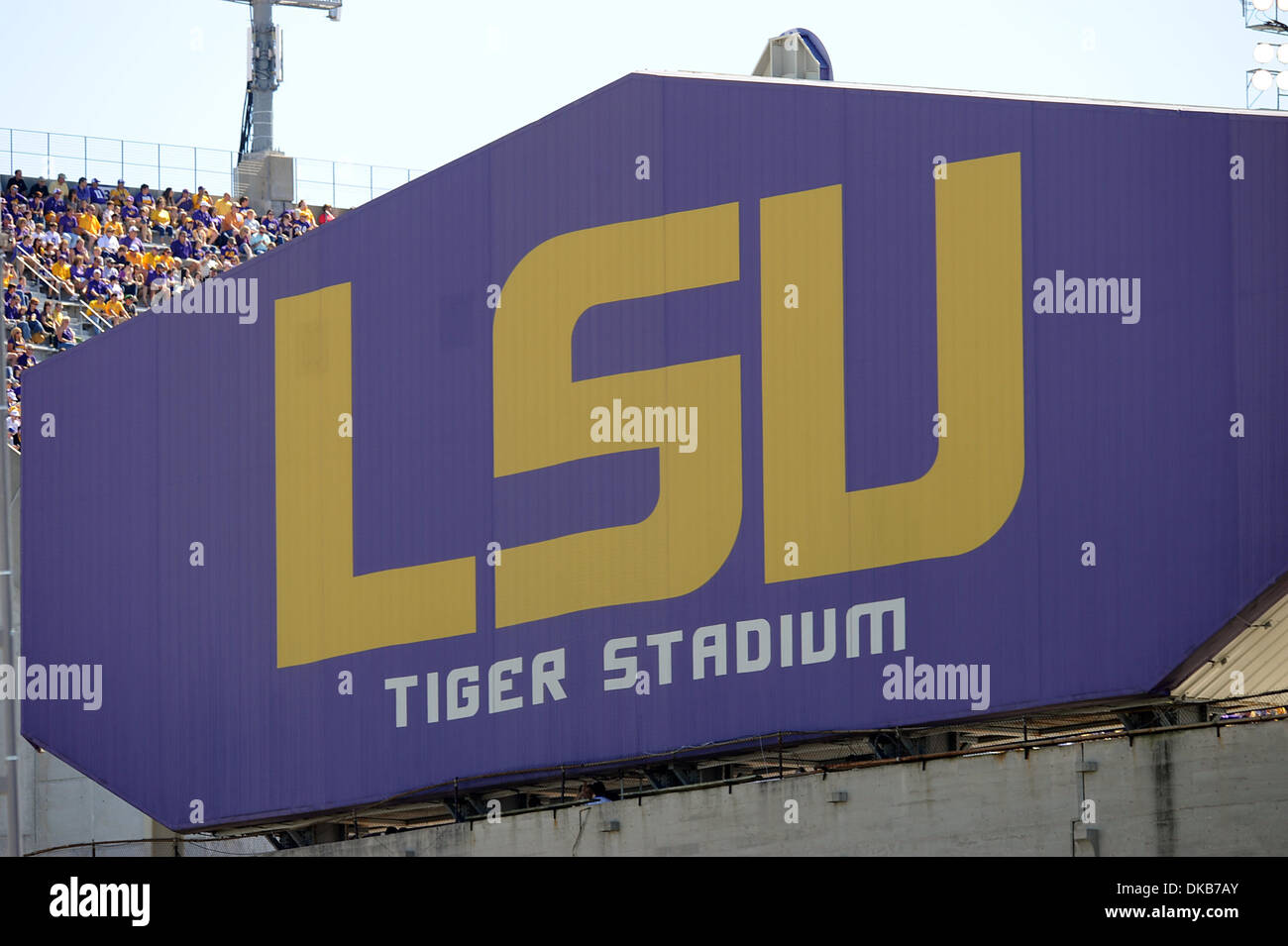 LSU's Tiger Stadium begins to fill up before the Div. 1 NCAA football ...