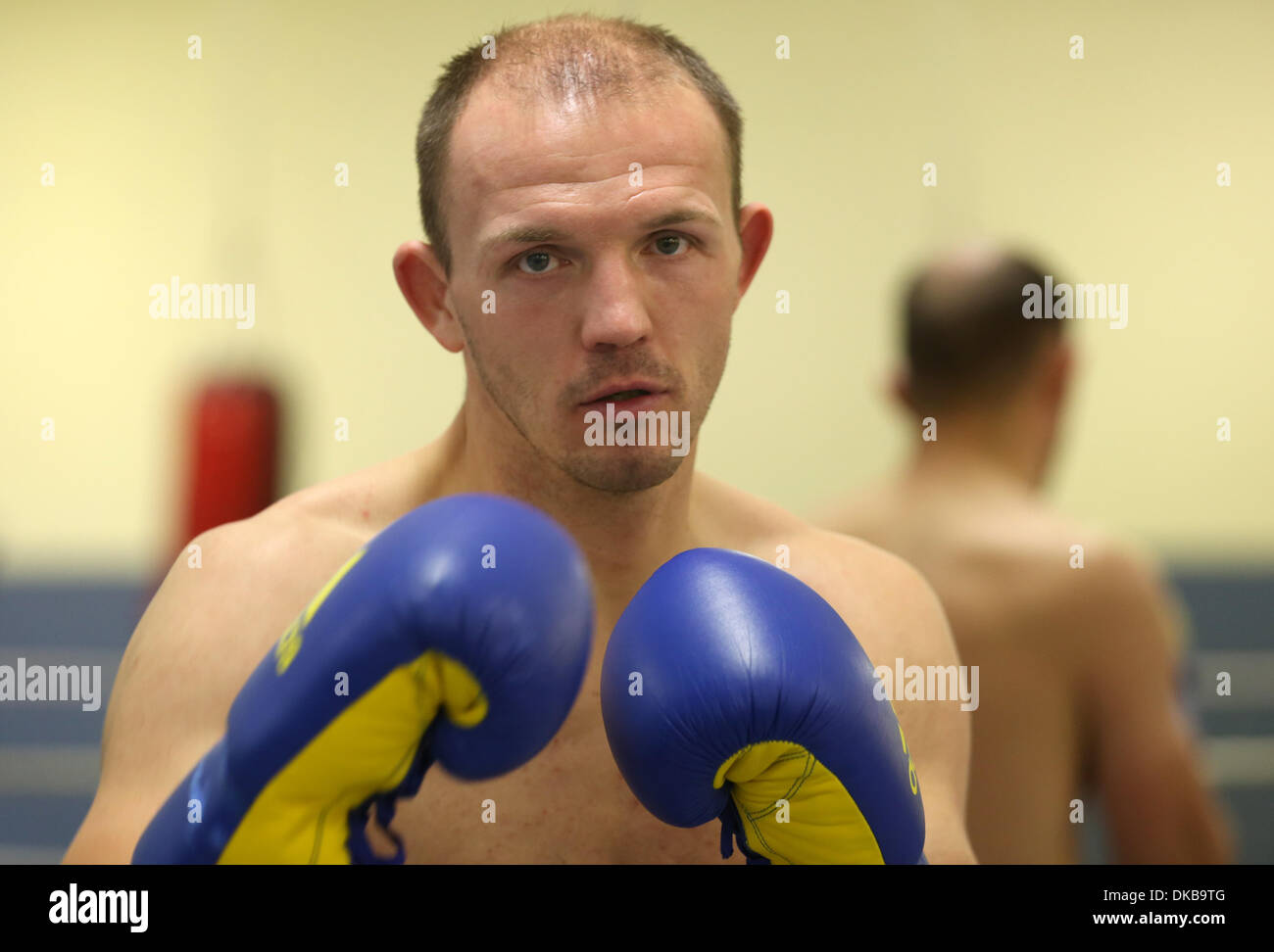 Light heavyweight boxer hi-res stock photography and images - Alamy