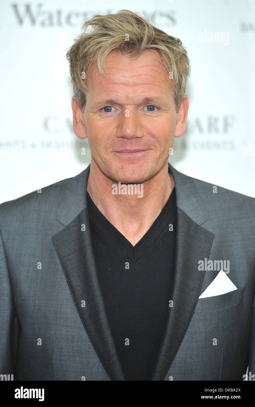 Gordon ramsay book hi-res stock photography and images - Alamy