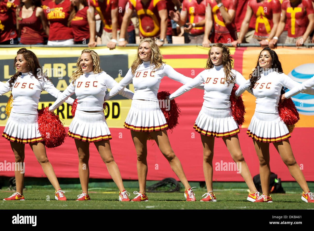 Usc song girls hi-res stock photography and images - Alamy