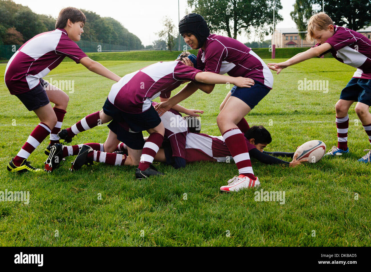 Rugby scrum high school hi-res stock photography and images - Alamy
