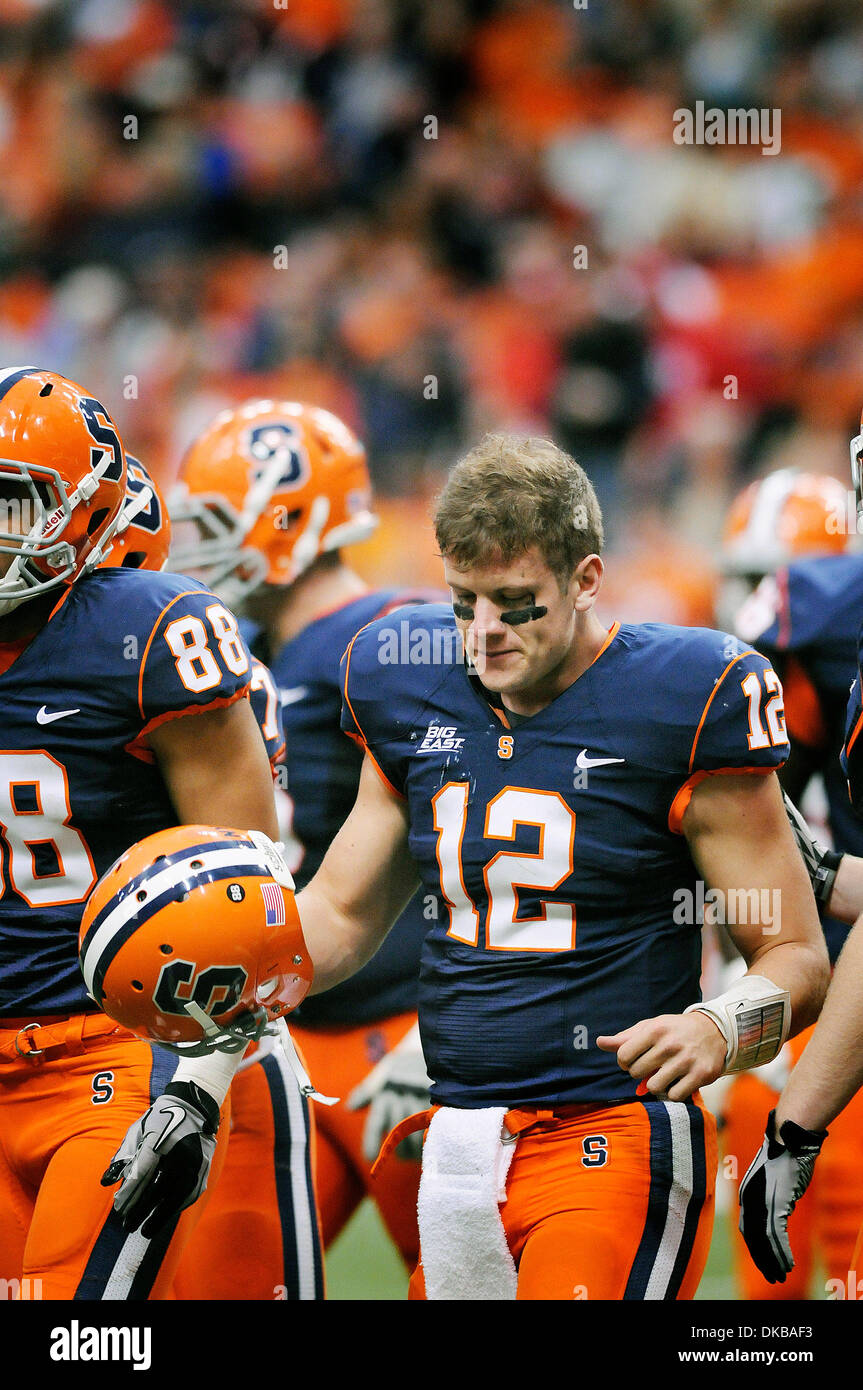 Quarterback call hi-res stock photography and images - Alamy
