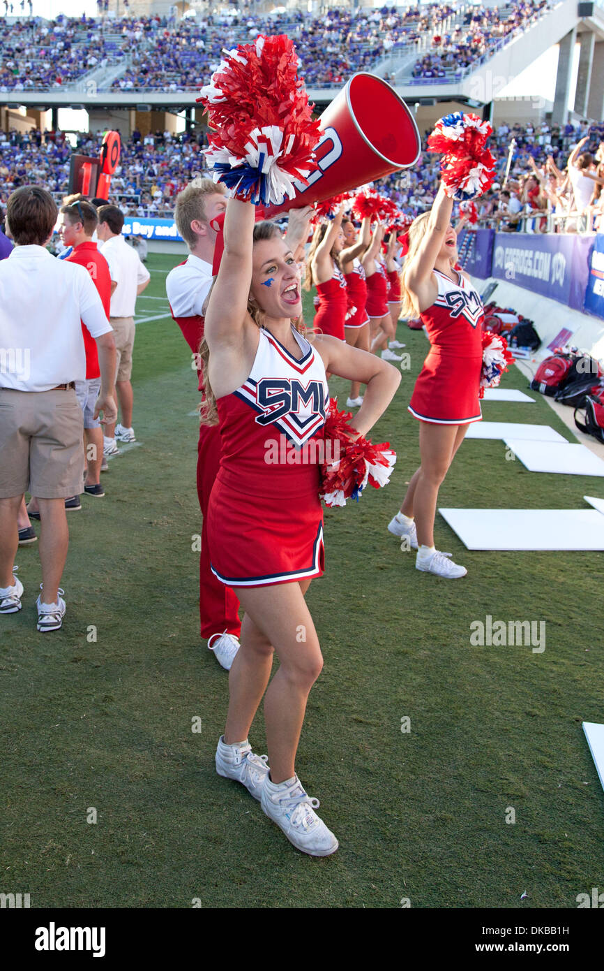 Oct. 1, 2011 - Fort Worth, Texas, US - SMU Mustangs Cheerleaders ...