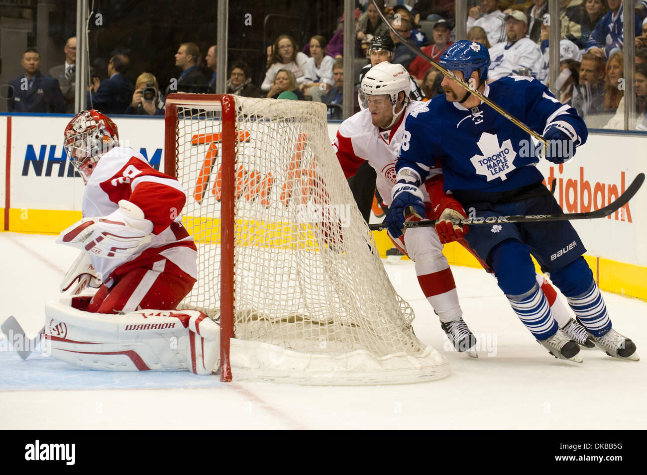 Toronto maple leafs mike brown hi-res stock photography and images - Alamy