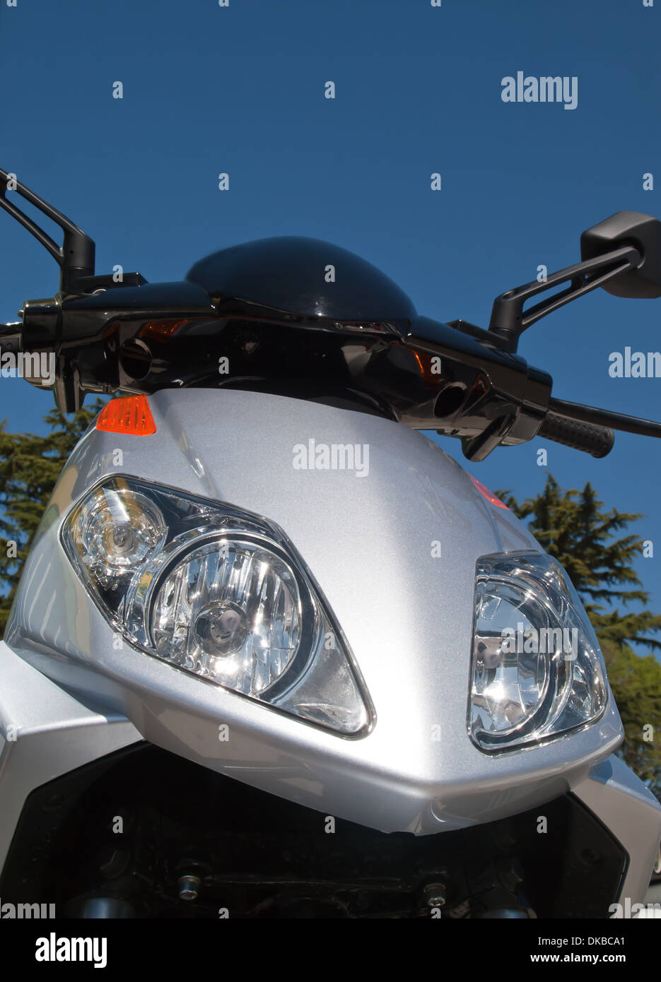silver head of modern scooter - front view Stock Photo - Alamy