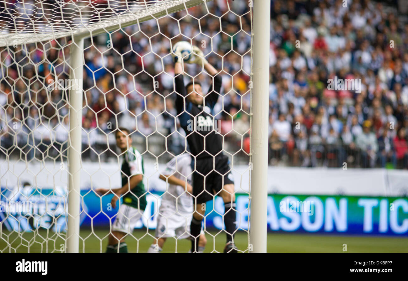 Crossed timbers hi-res stock photography and images - Alamy