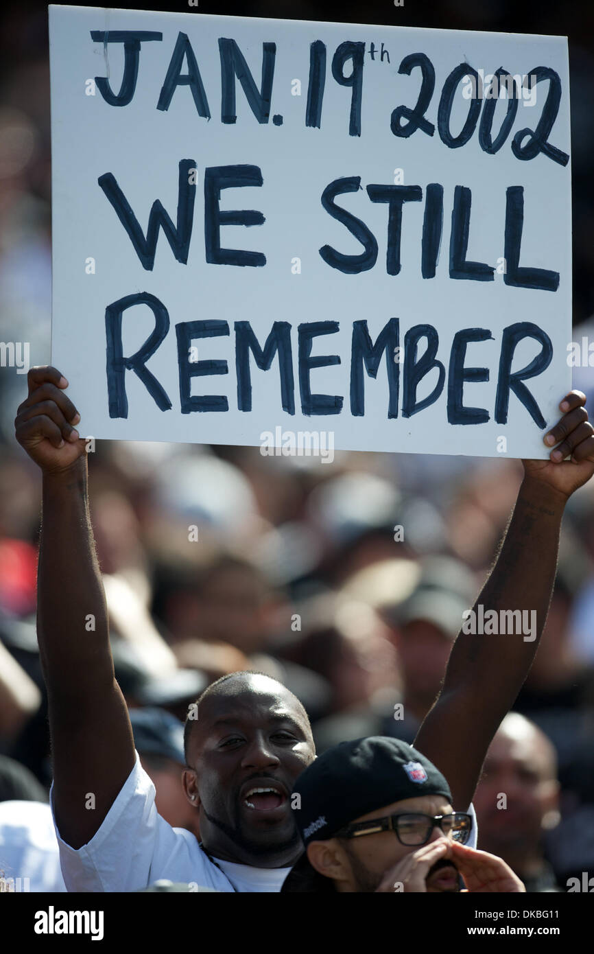 Tuck rule hi-res stock photography and images - Alamy