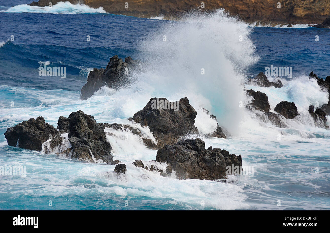 Swelling ocean hi-res stock photography and images - Alamy