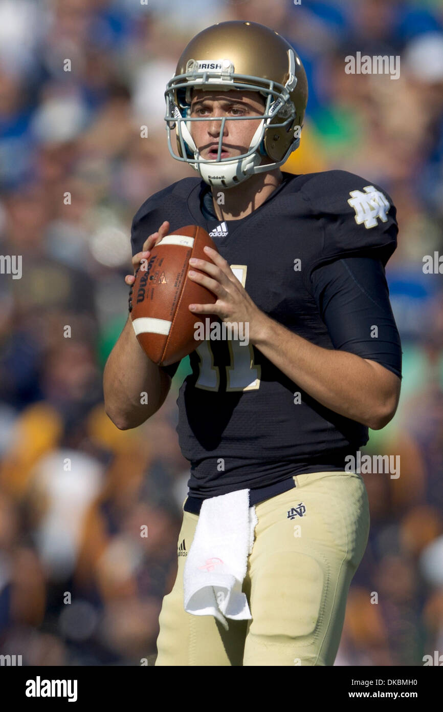 Oct. 8, 2011 - South Bend, Indiana, U.S - Notre Dame quarterback Tommy ...