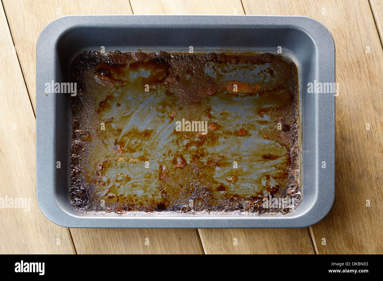 Dirty dinner table hi-res stock photography and images - Alamy