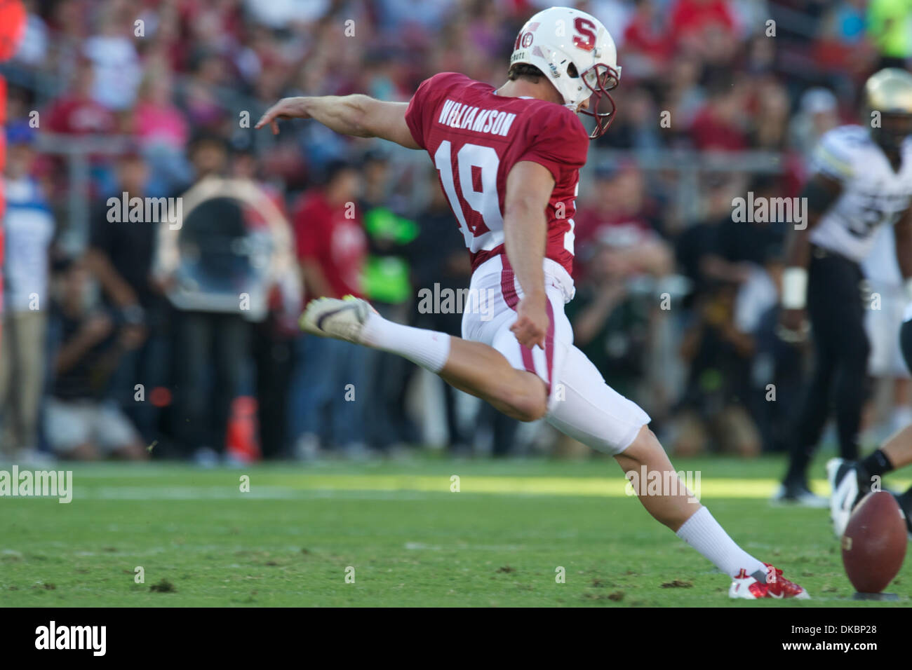 Oct. 8, 2011 - Stanford, California, U.S - Stanford kicker Jordan ...