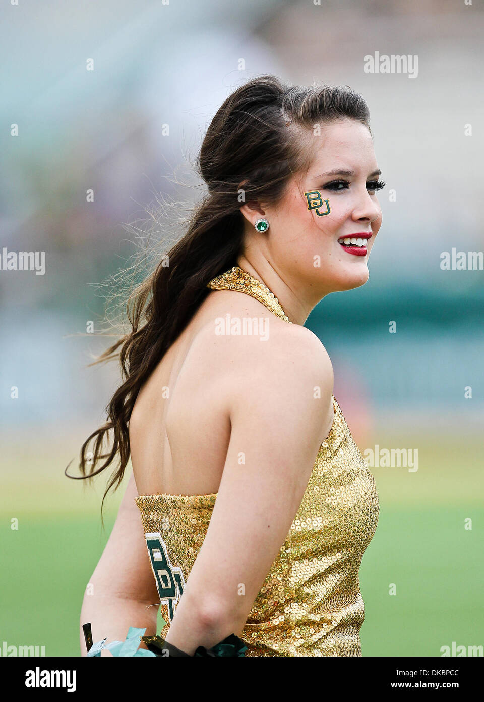 Baylor bears cheerleaders hi-res stock photography and images - Alamy