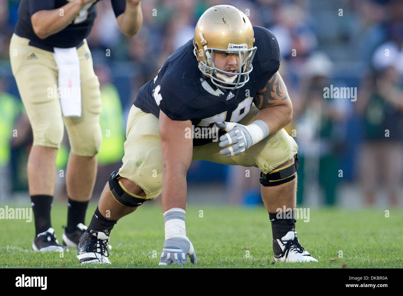 Oct. 8, 2011 - South Bend, Indiana, U.S - Notre Dame offensive guard ...