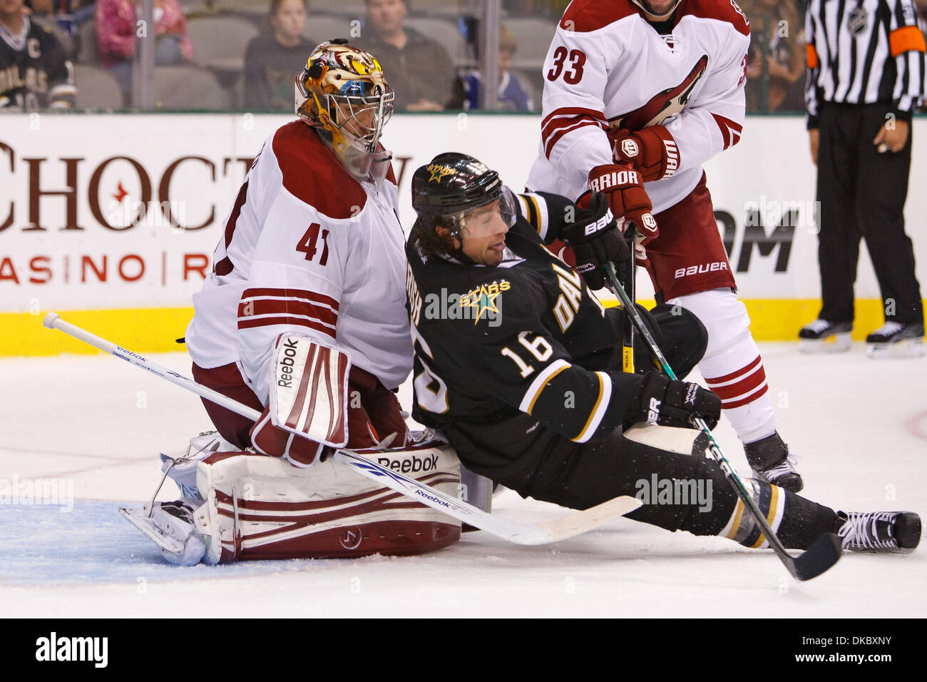 Oct. 10, 2011 - Dallas, Texas, US - Dallas Stars Forward Adam Burish ...