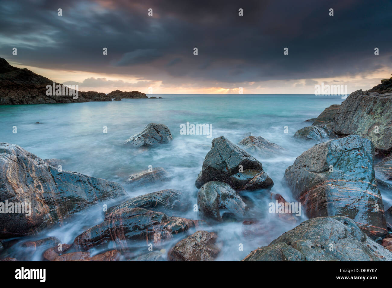 Cadgwith cove and walk hi-res stock photography and images - Alamy