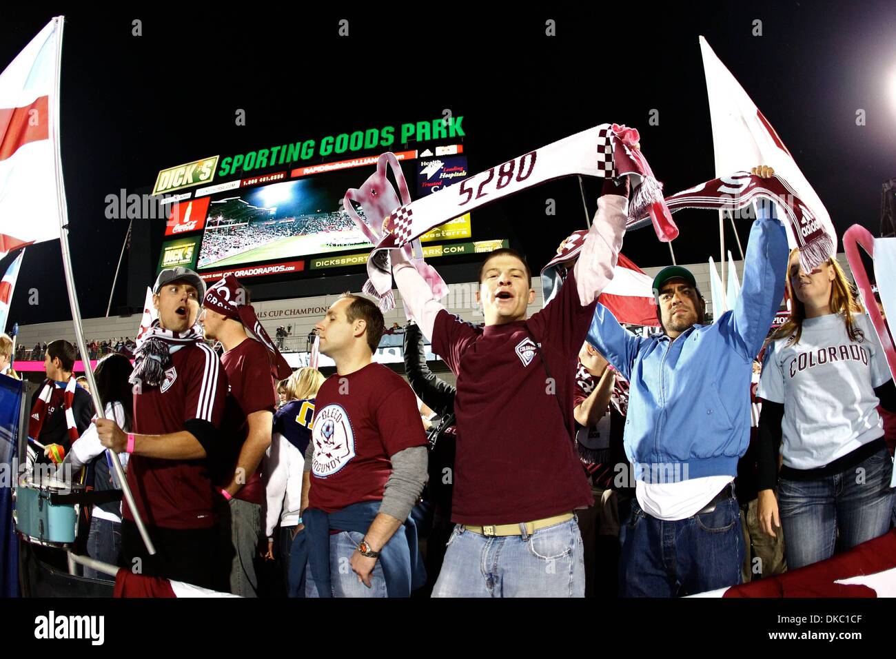 Real sporting fans hi-res stock photography and images - Alamy