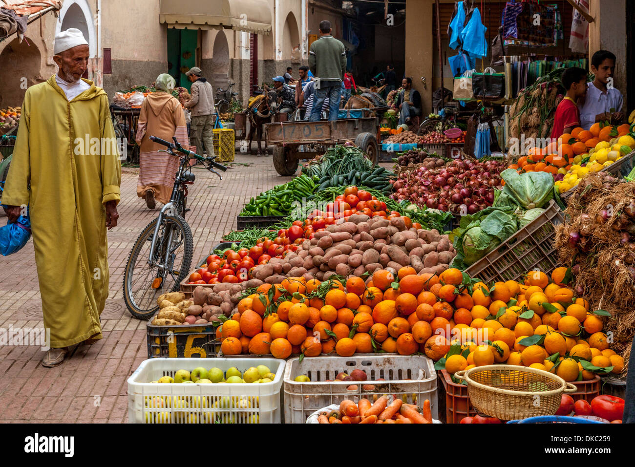 Sous valley hi-res stock photography and images - Alamy