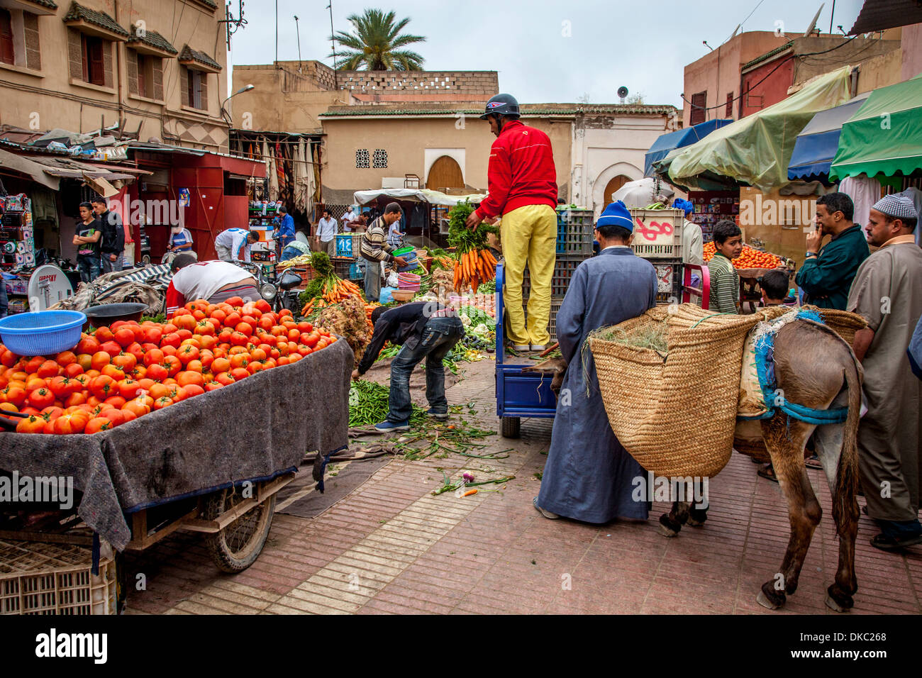 Street Market, Taroudant, Sous Valley, Morocco Stock Photo - Alamy