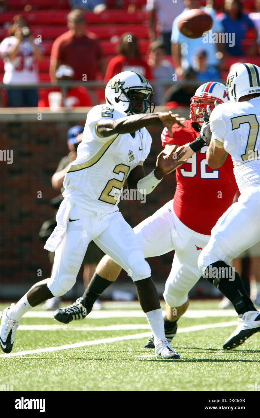 Oct. 15, 2011 - Dallas, Texas, United States of America - UCF Knights ...
