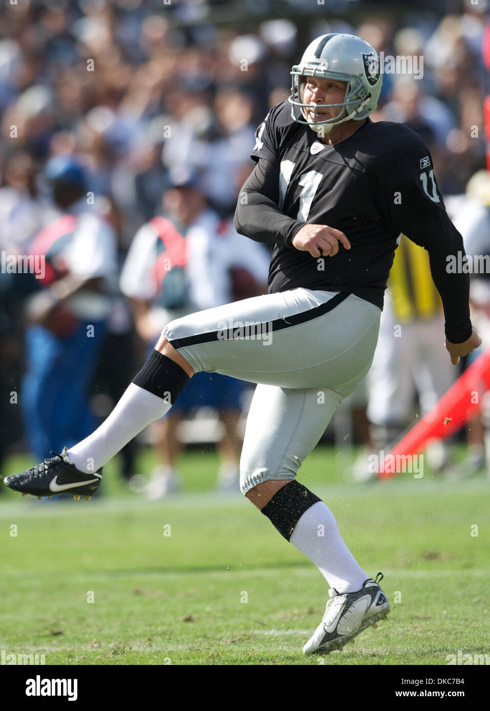 Sebastian Janikowski Kicking