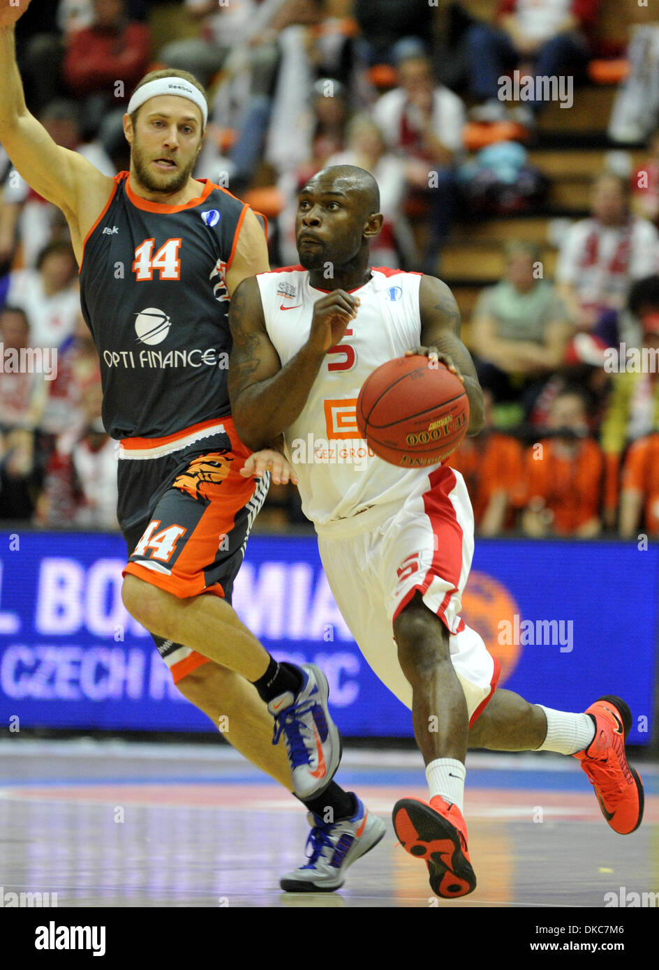 Nymburk, Czech Republic . 04th Dec, 2013. Vaughn Duggins of Le Mans ...
