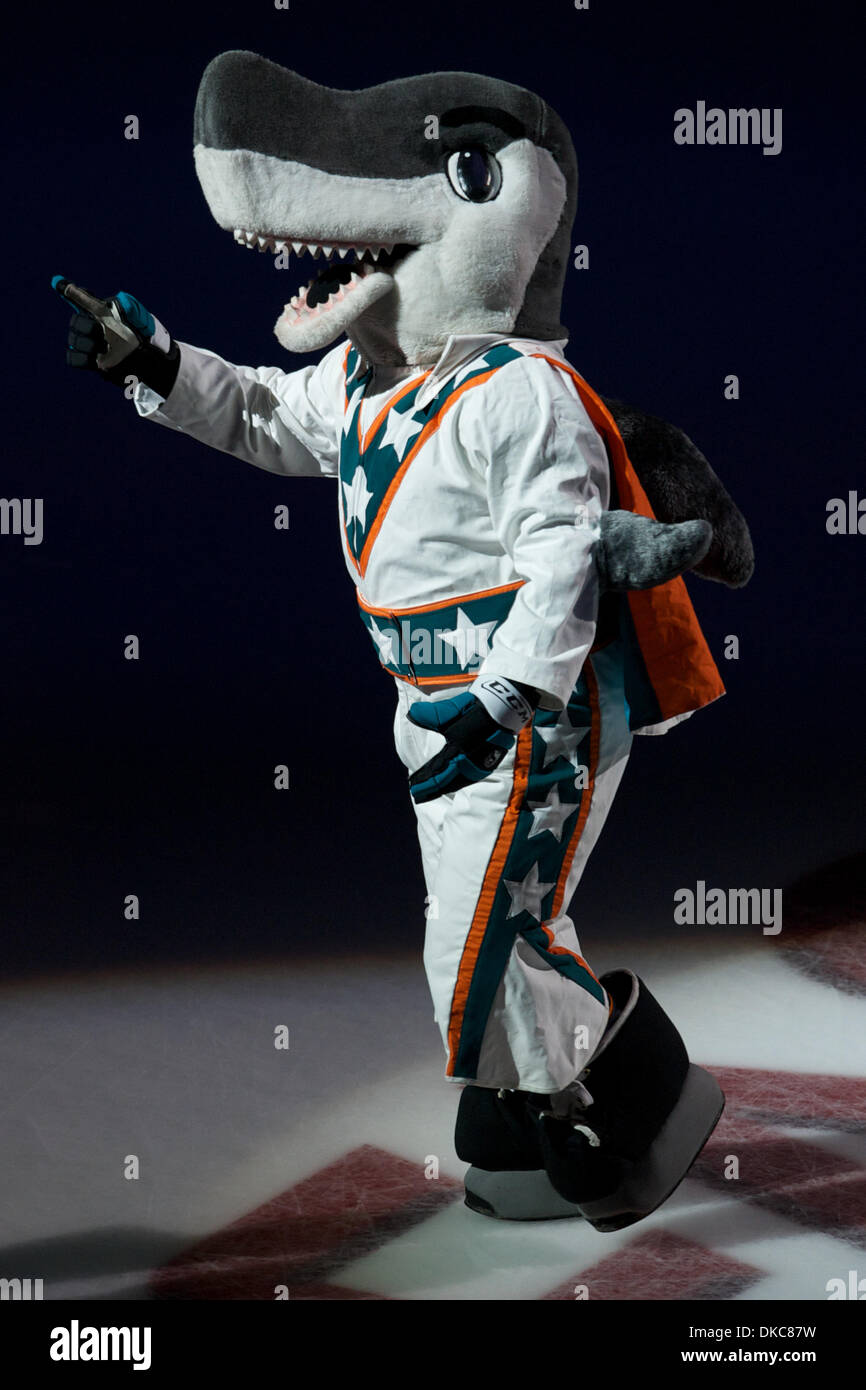 San jose sharks mascot hi-res stock photography and images - Alamy