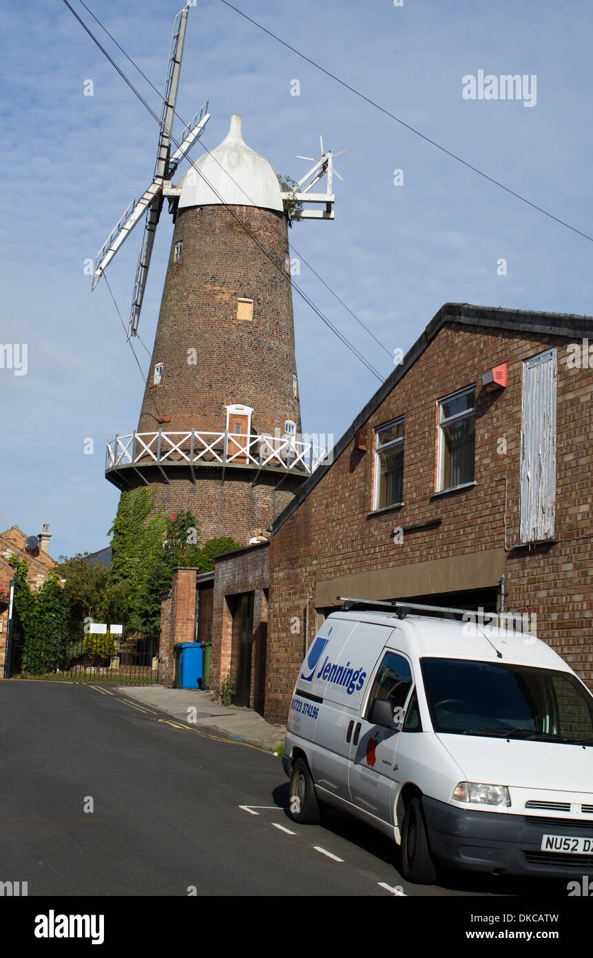 Windmill in Scarborough converted to B&B Stock Photo - Alamy