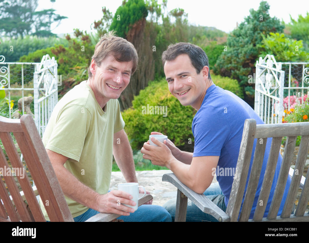 Two male friends posing hi-res stock photography and images - Alamy