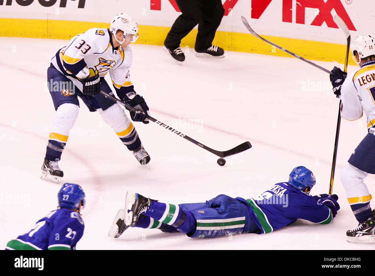 Oct. 20, 2011 - Vancouver, British Columbia, Canada - Canucks #3 Kevin ...