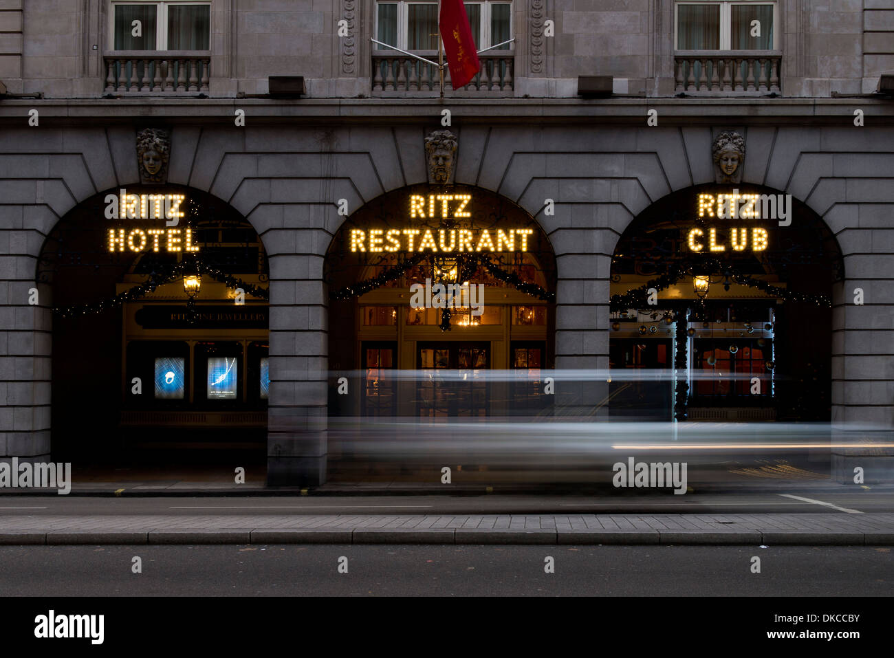 The ritz london hi-res stock photography and images - Alamy