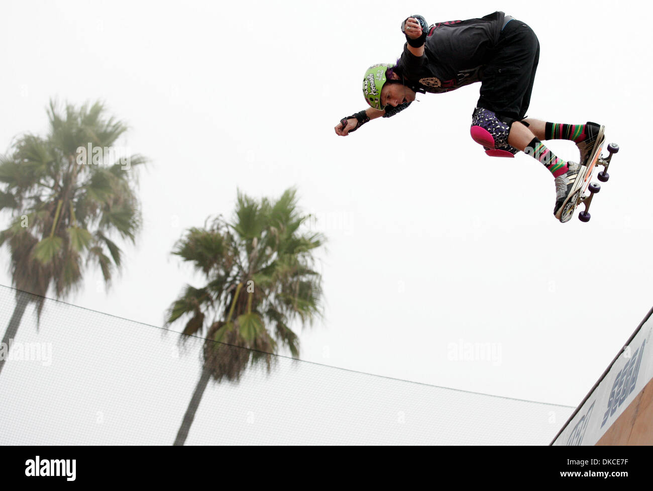 Oct. 22, 2011 - Venice, California, U.S - Kevin Staab competes in a ...