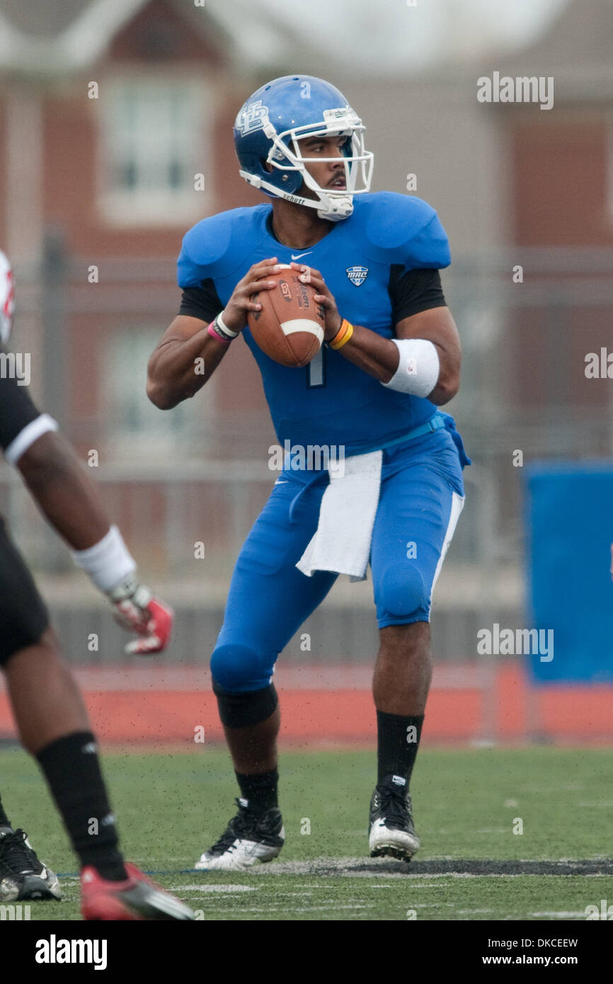 Oct. 22, 2011 - Buffalo, New York, U.S - Buffalo Bulls quarterback ...