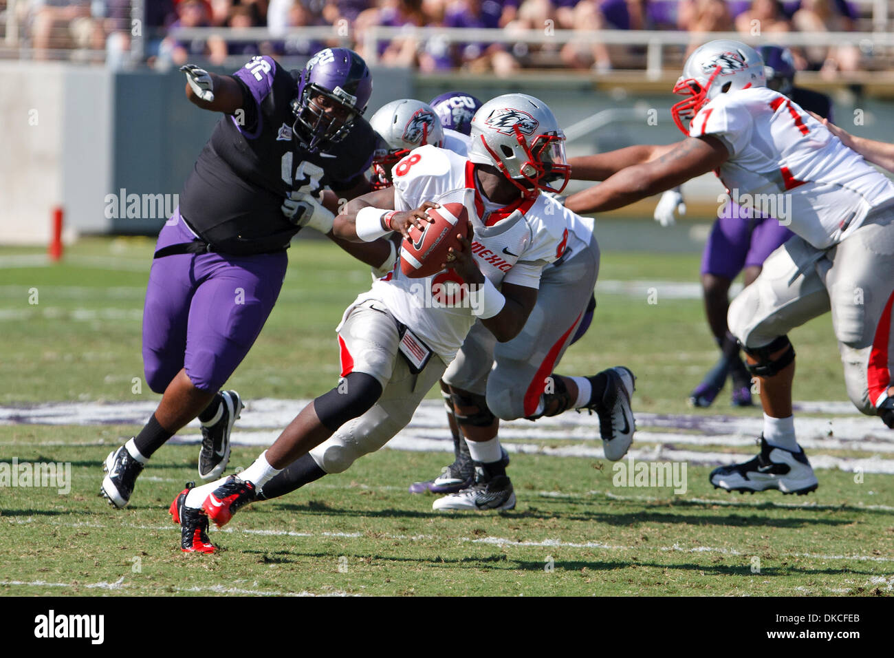Oct. 22, 2011 - Fort Worth, Texas, US - New Mexico Lobos Quarterback ...