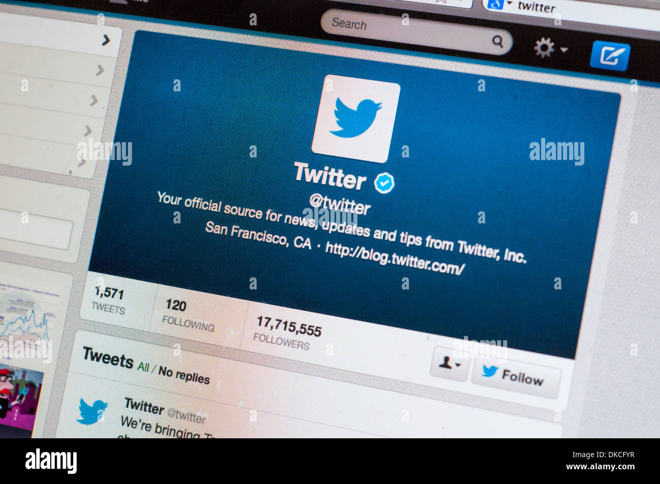 Twitter new hi-res stock photography and images - Alamy