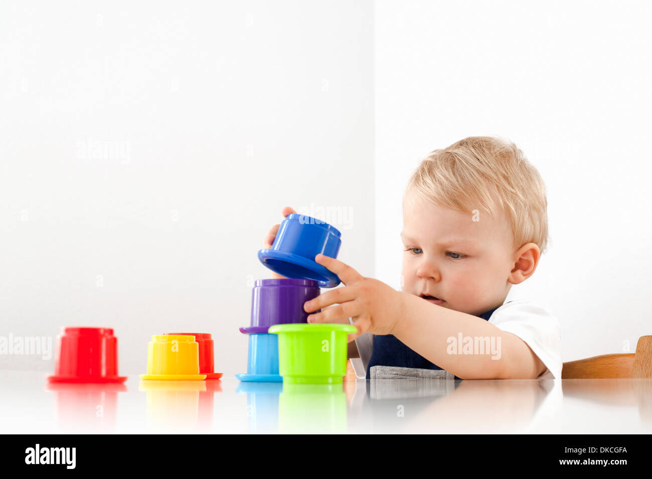 Stacking cups hi-res stock photography and images - Alamy