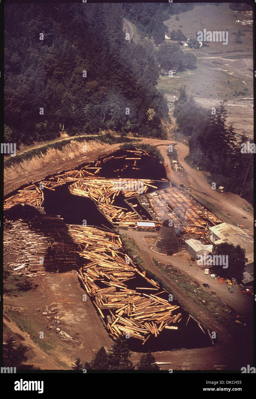 Industrial woodcutting hi-res stock photography and images - Alamy