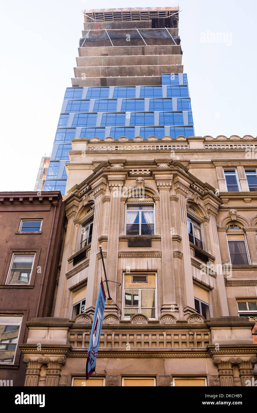 New developments arriving to chelsea hi-res stock photography and ...