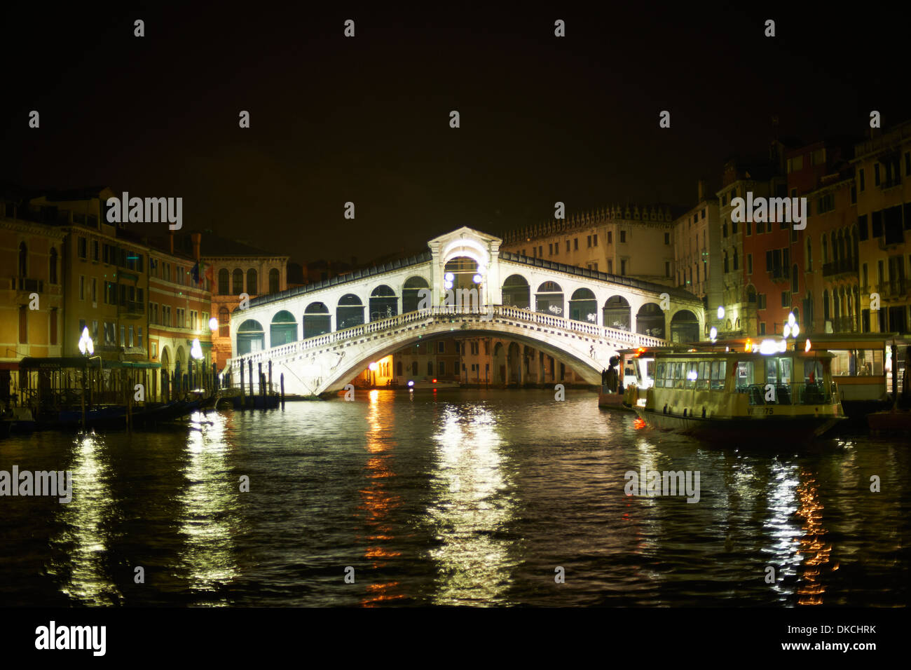 Venice night view hi-res stock photography and images - Alamy