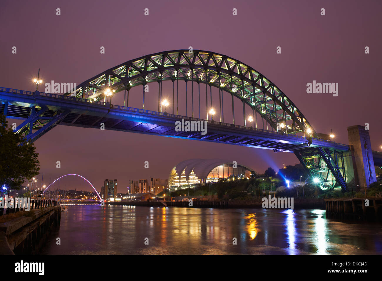Footbridge newcastle hi-res stock photography and images - Alamy
