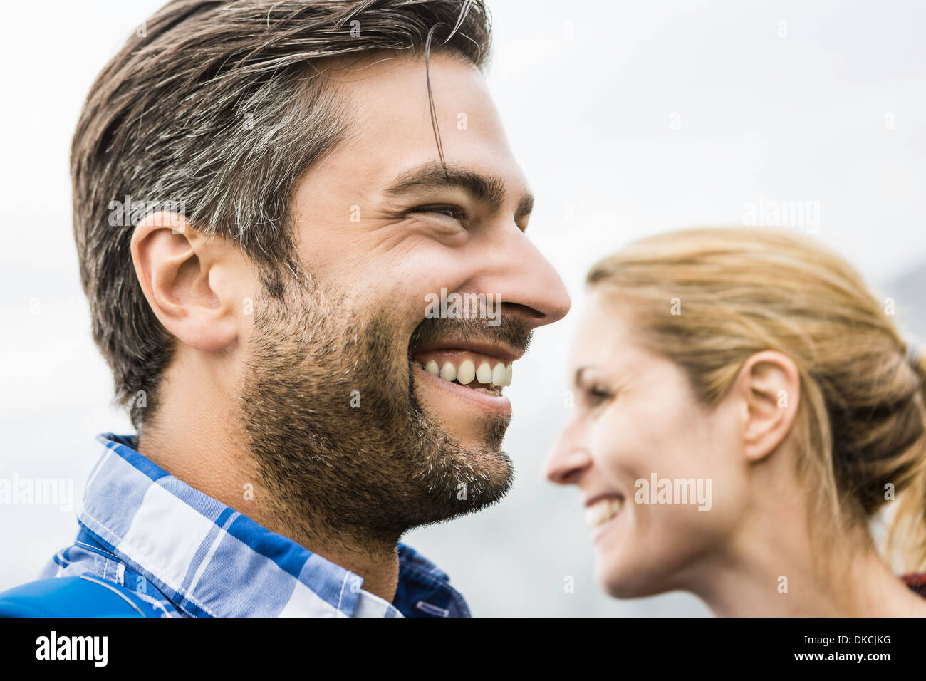 Man woman opposite directions hi-res stock photography and images - Alamy