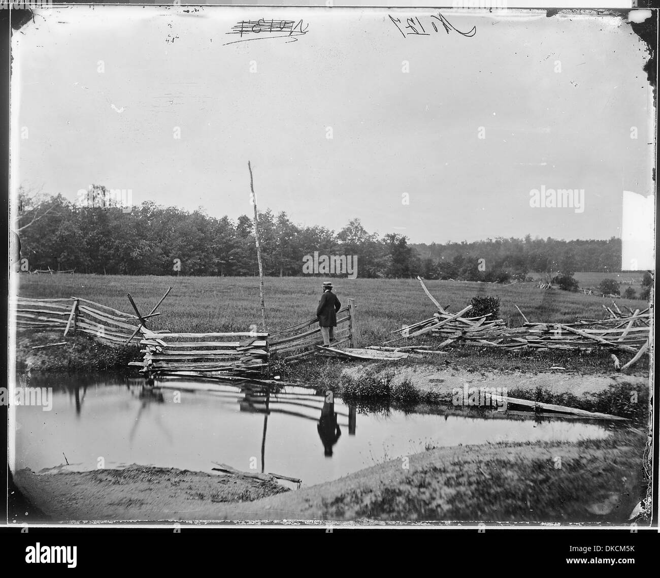 Gettysburg battlefield memorial Black and White Stock Photos & Images ...