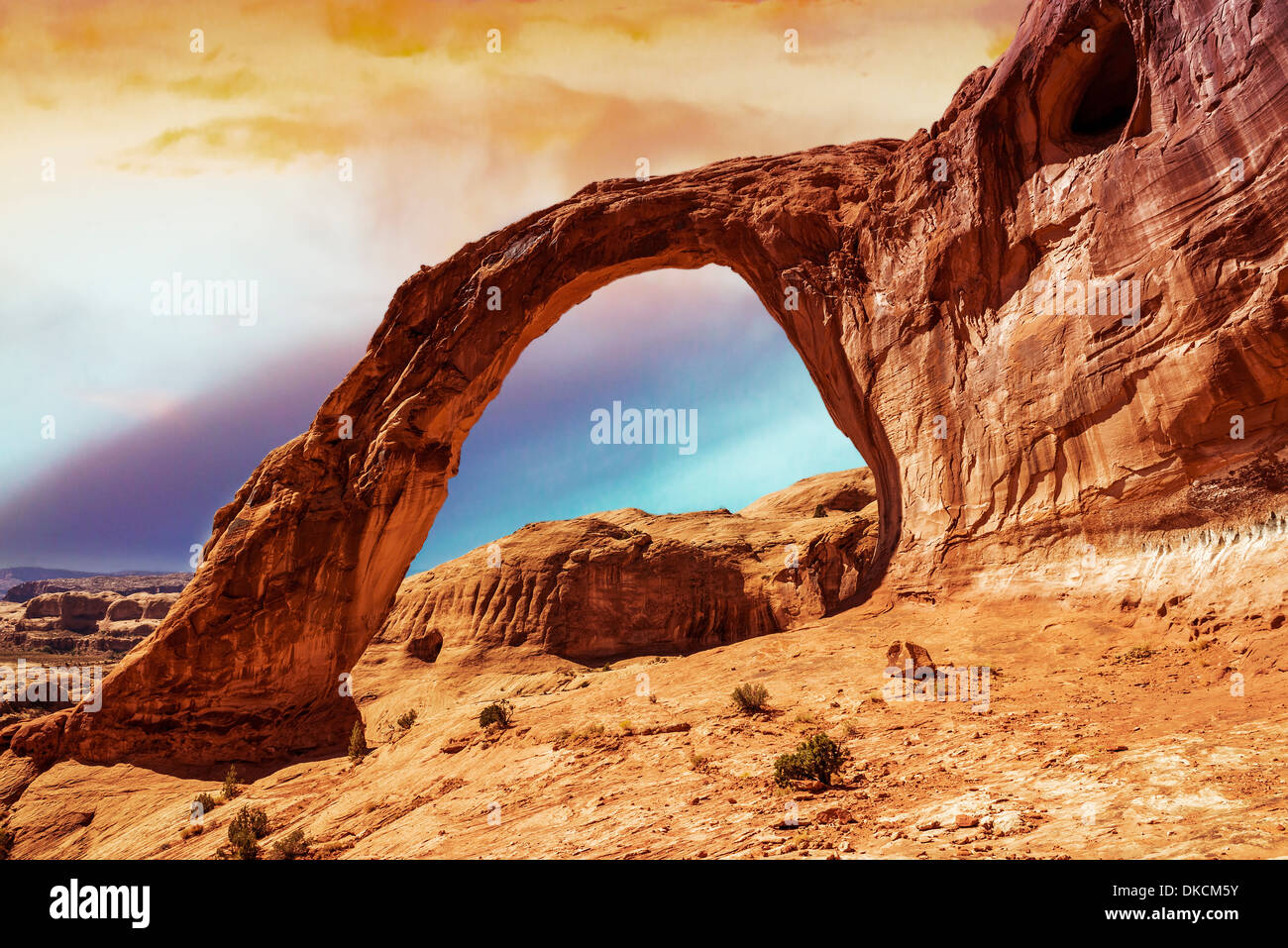 Corona arch hi-res stock photography and images - Alamy