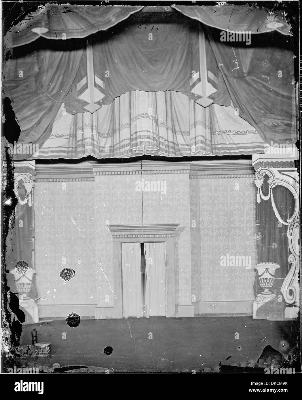 Assassination of president abraham lincoln at fords theater hi-res ...