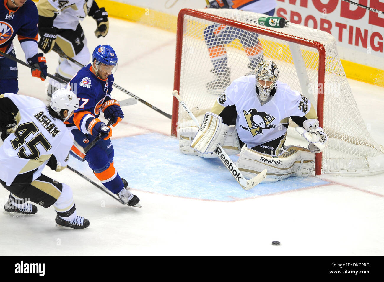 Andre blake goalie hi-res stock photography and images - Alamy
