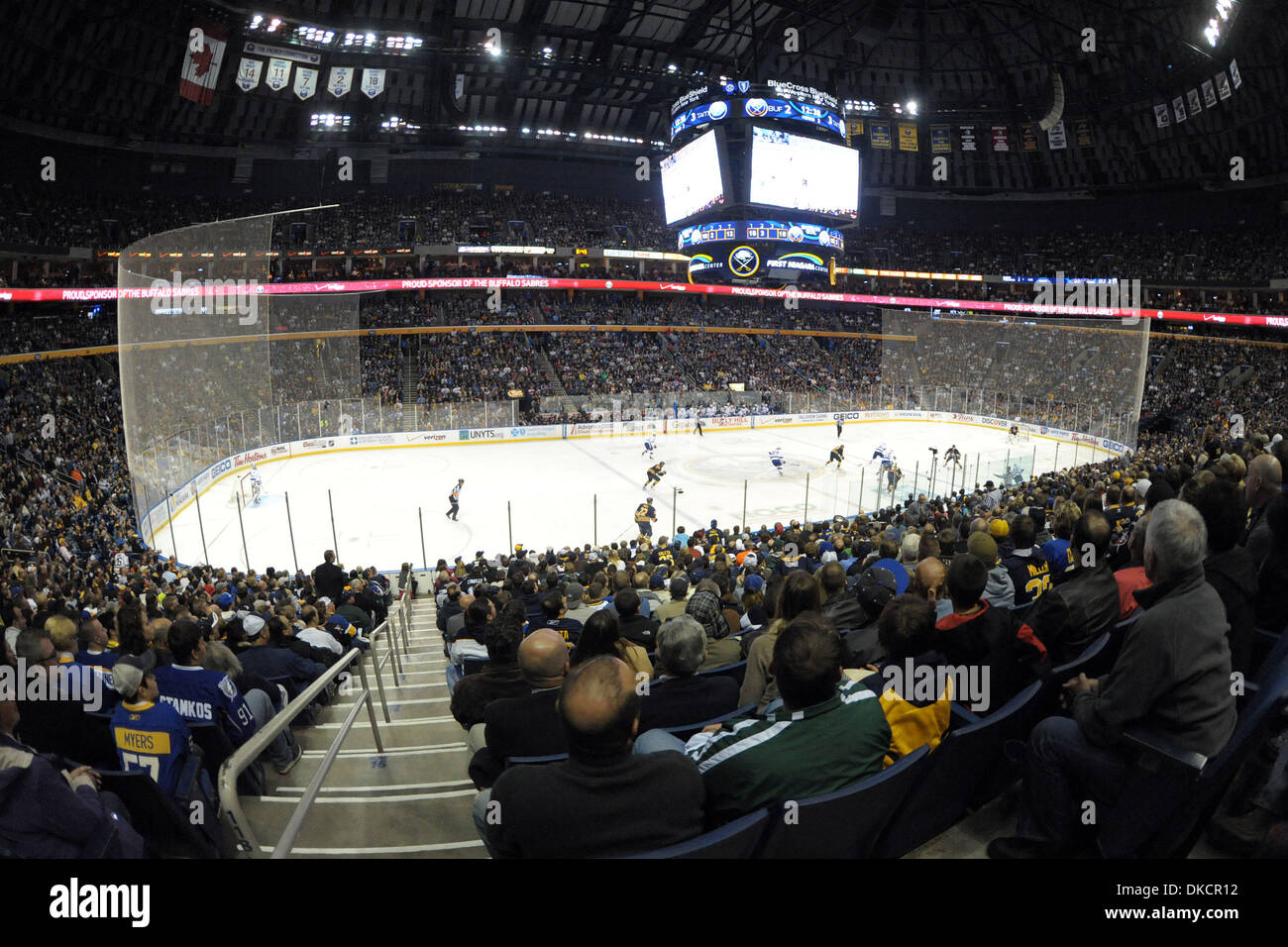 Buffalo sabres fans hi-res stock photography and images - Alamy