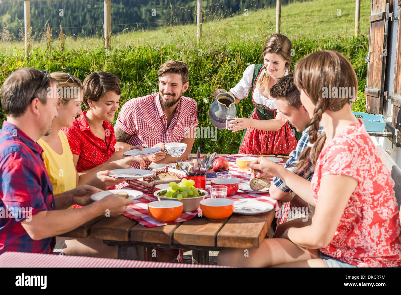 Breakfast friends group hi-res stock photography and images - Alamy