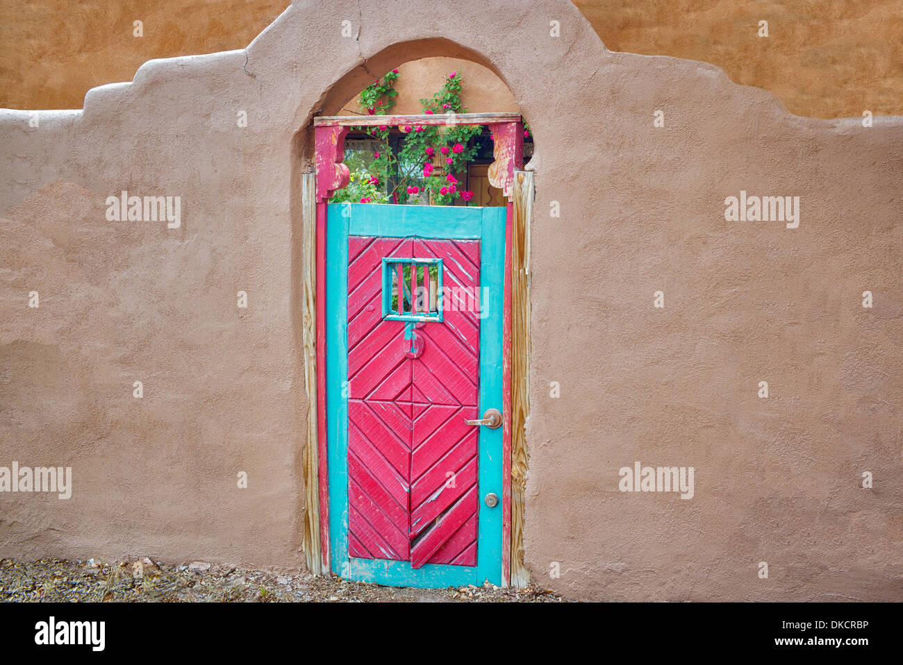 Old adobe house santa fe, new mexico hi-res stock photography and ...