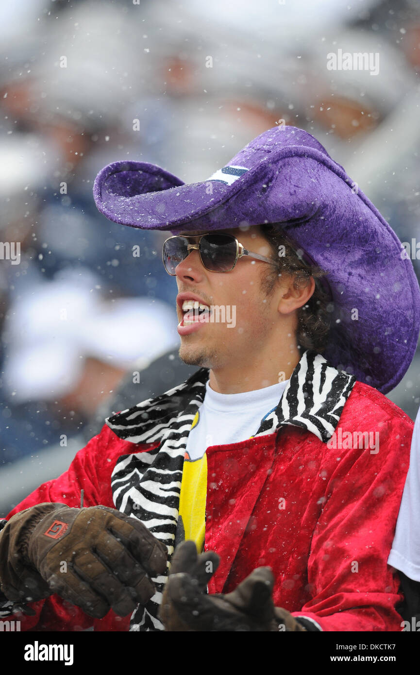 Penn state cheer hi-res stock photography and images - Alamy
