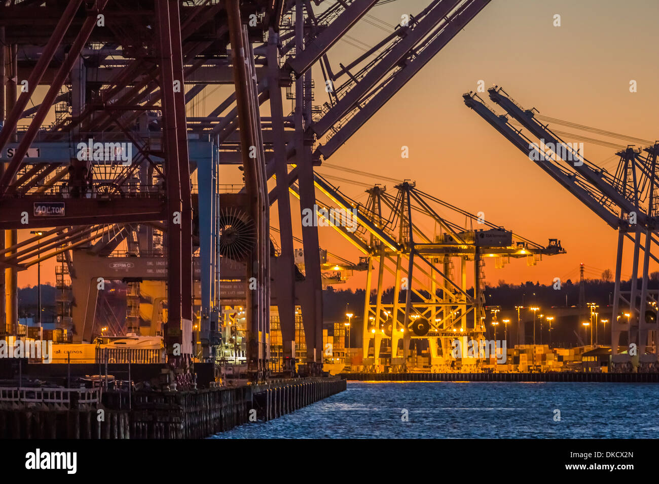 Terminal 46 hi-res stock photography and images - Alamy